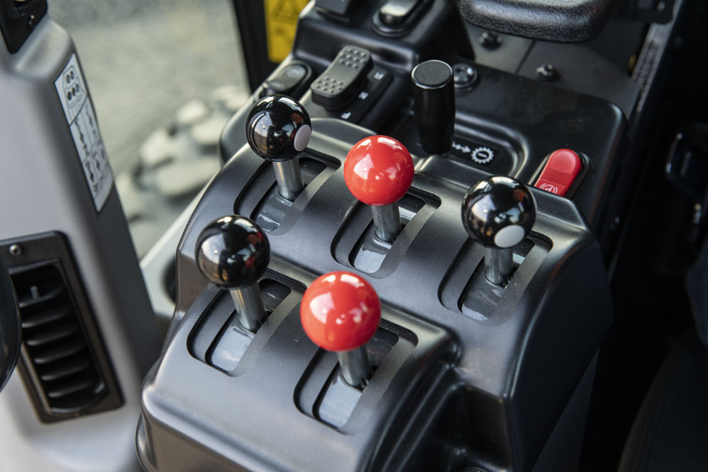 Komatsu launches the new GD655-7 grader | The HeavyQuip Magazine