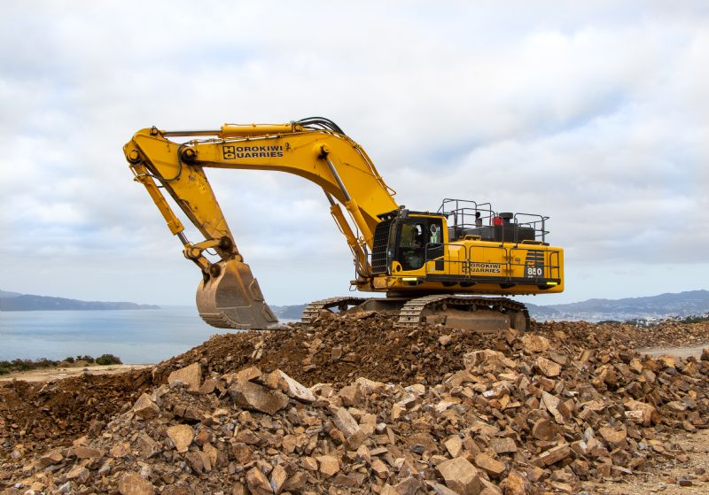 Komatsu PC850-8EO Brings Efficiency to the Job at the Two Quarries ...