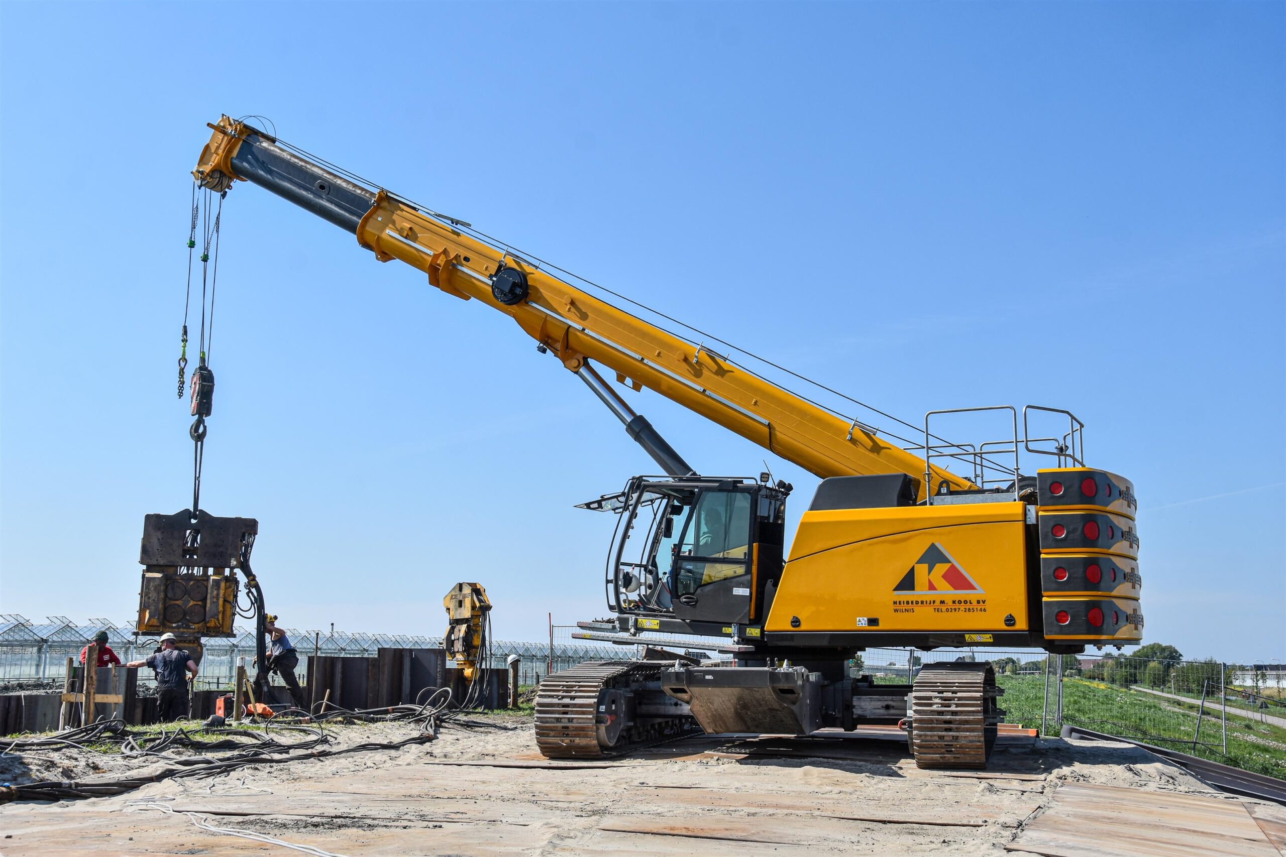 [Job Story] Sennebogen’s Telescopic Crawler Crane at Work Under High ...