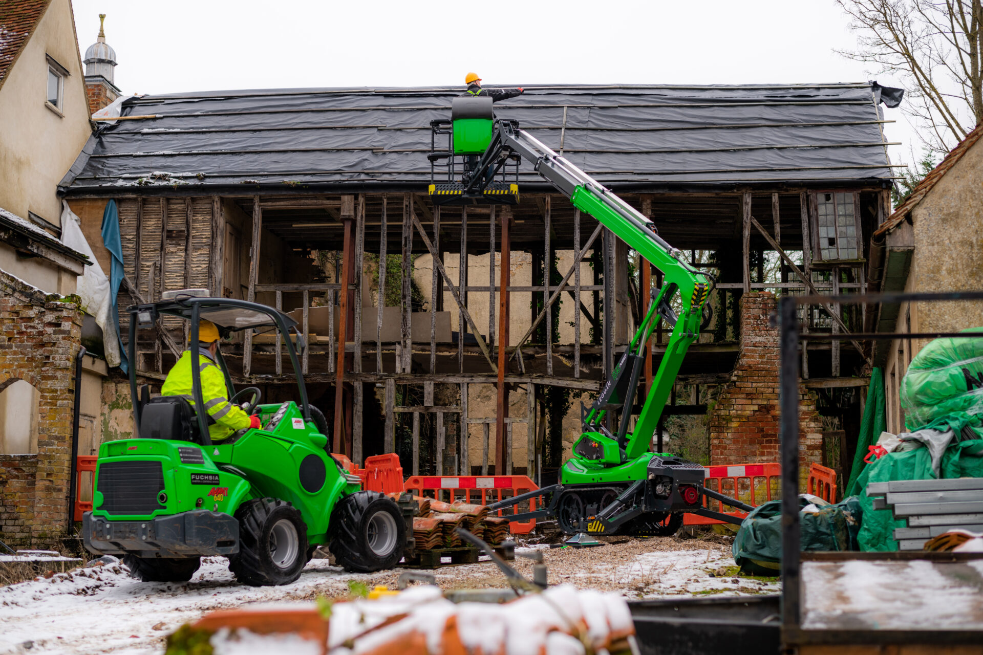 Avant Announces the Launches of Its New Leguan Lifts Access Platforms ...