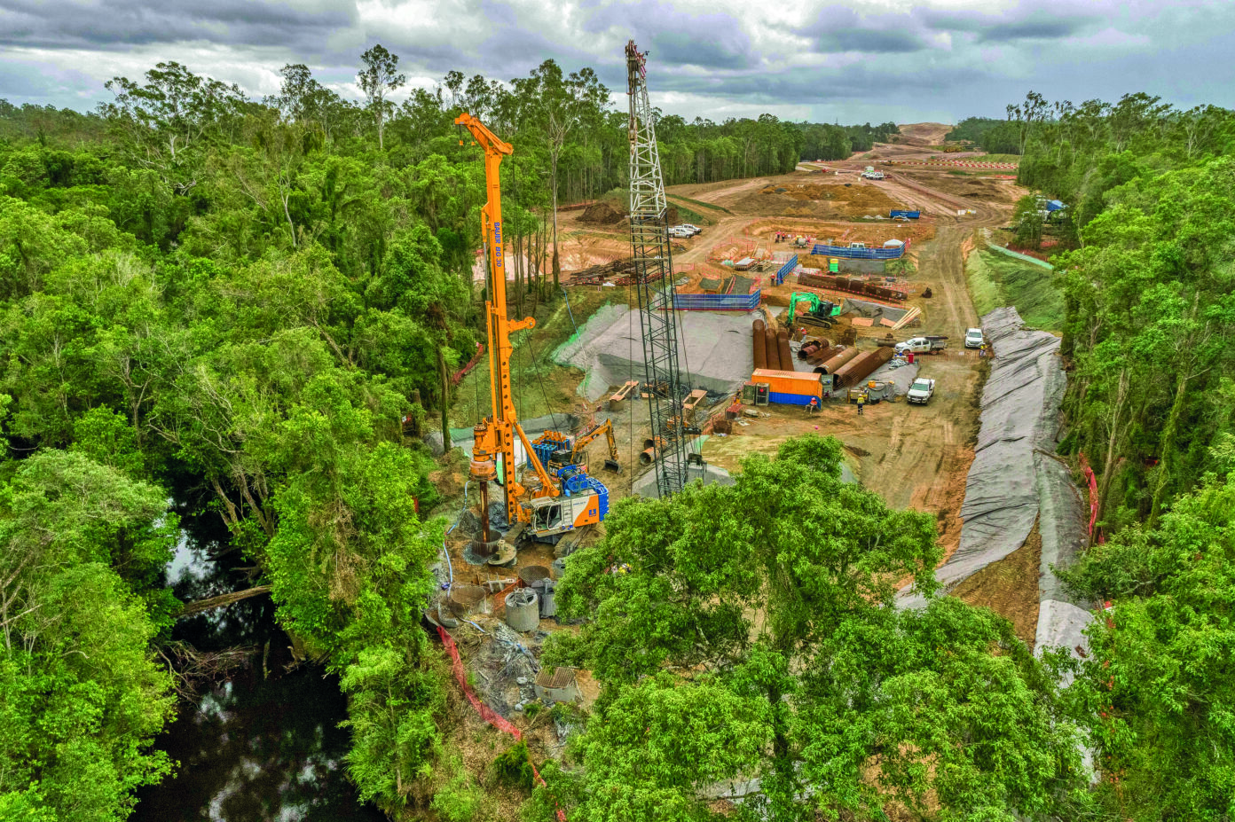 Bauer Carries Out Piling Works for the Bruce Highway Upgrade Project ...