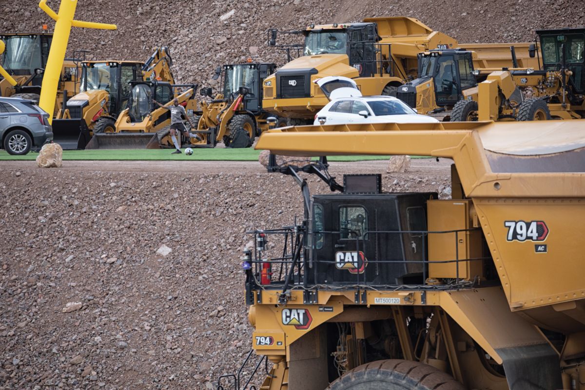 Autonomy Without Hands: Cat Mining Trucks Guarantee Precision and ...