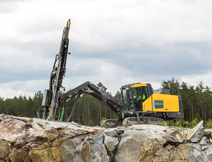 Epiroc Showcases First Ever Battery-Electric Surface Drill Rig at Bauma ...
