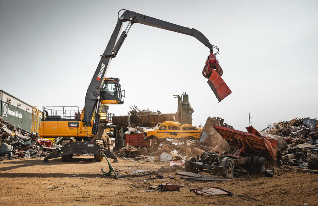 North American Fully Designed Brandt BMH40A Material Handler Showcased ...