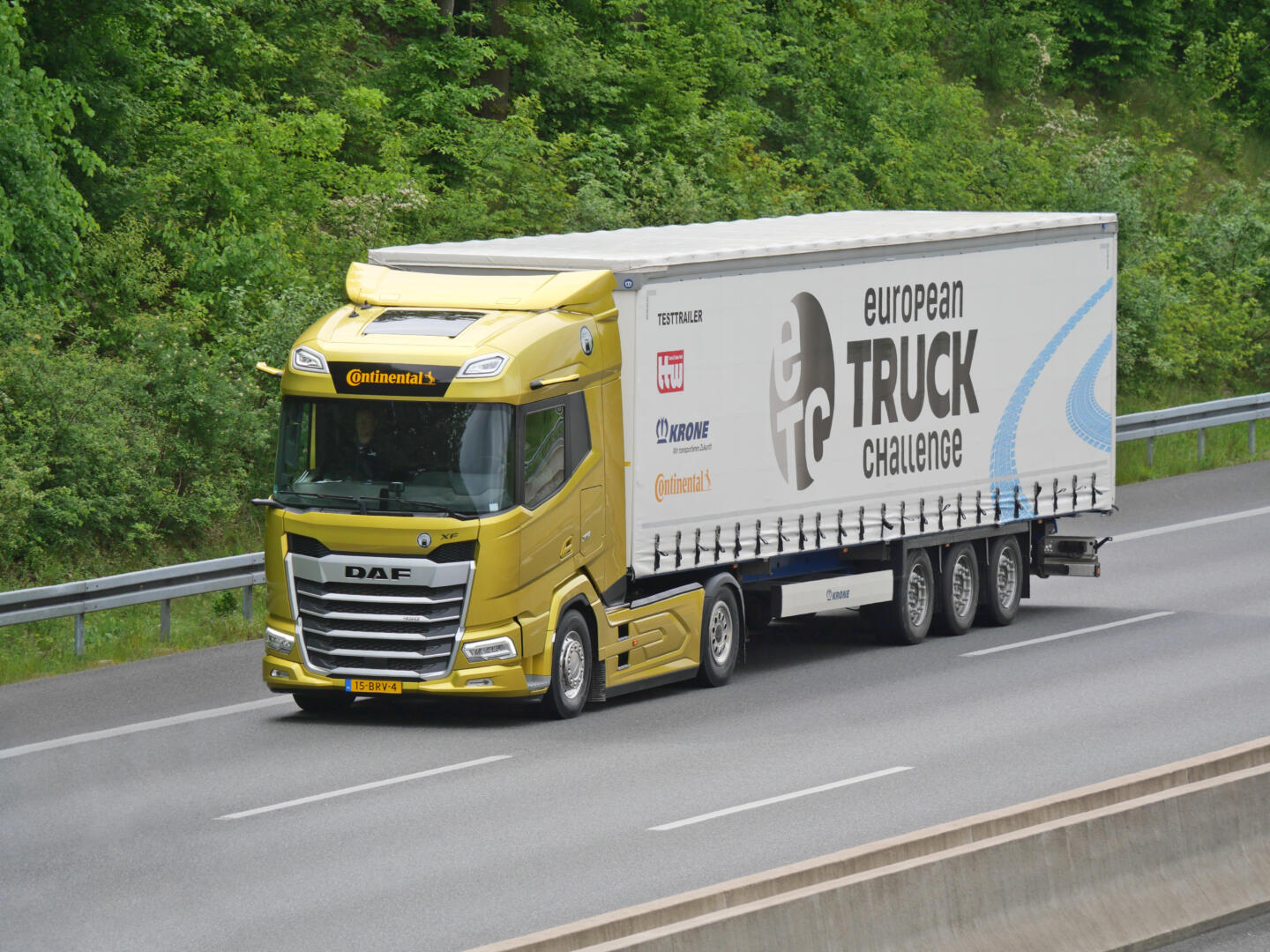 DAF XF 450 Truck Wins "Drivers Choice" Award at the European Truck ...