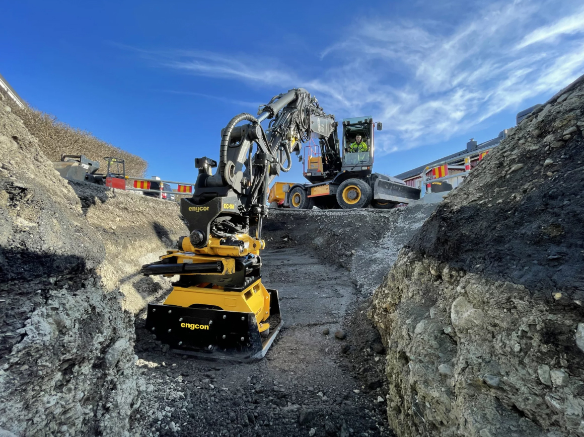 Engcon Adds a Large Size to Its Ground Compactor Range | The HeavyQuip ...