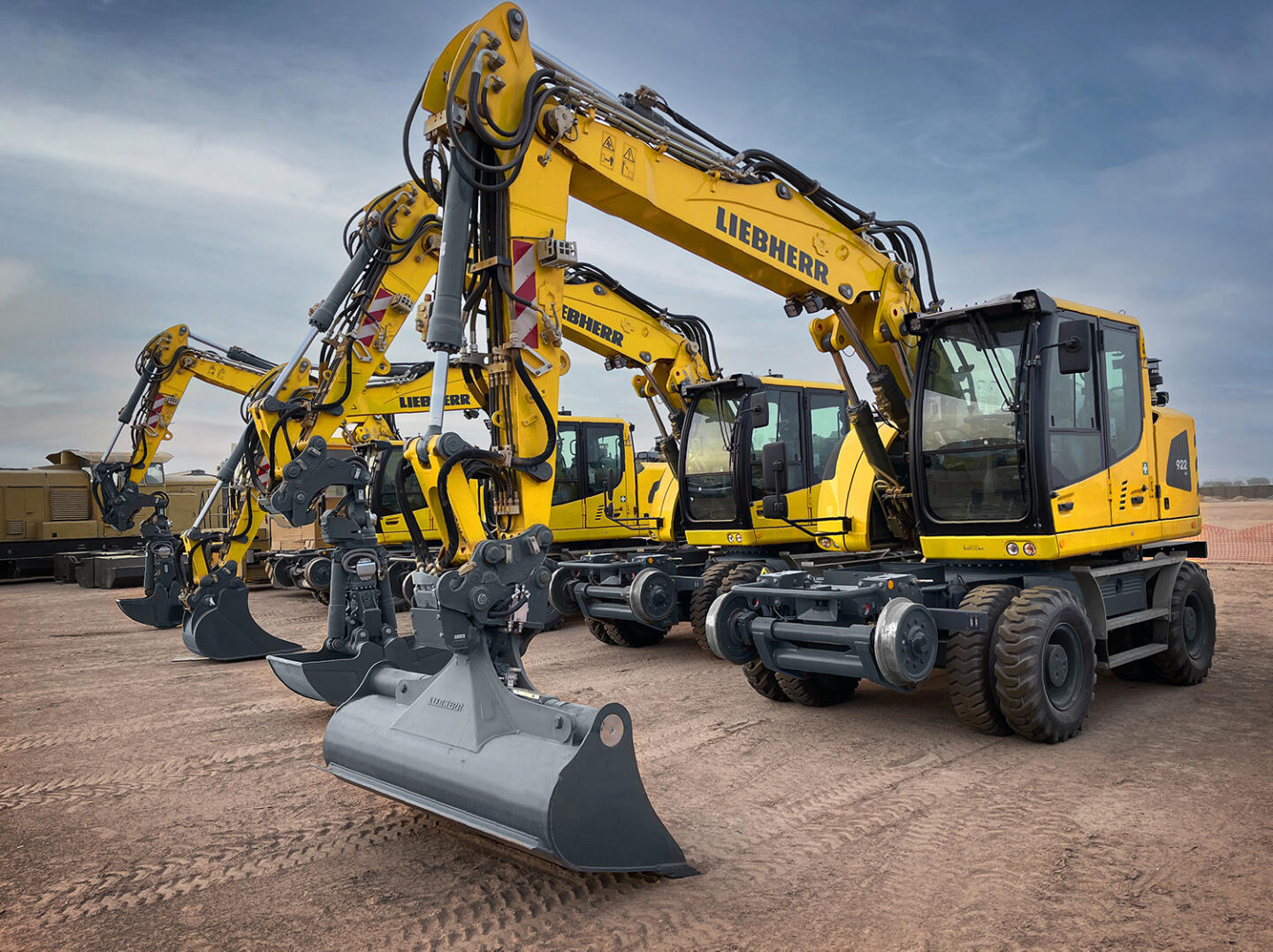 [Job Story] Ten Liebherr Excavators at Work on West African Railway ...