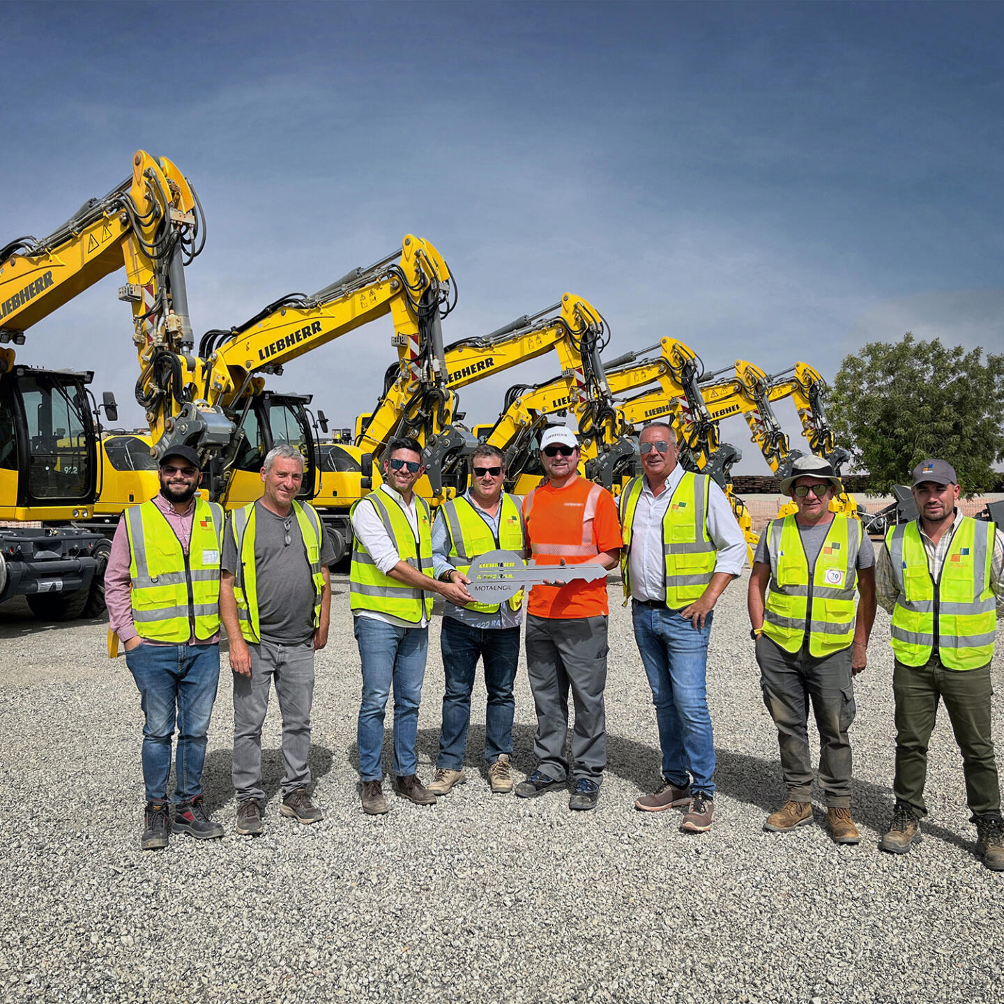 [Job Story] Ten Liebherr Excavators at Work on West African Railway ...