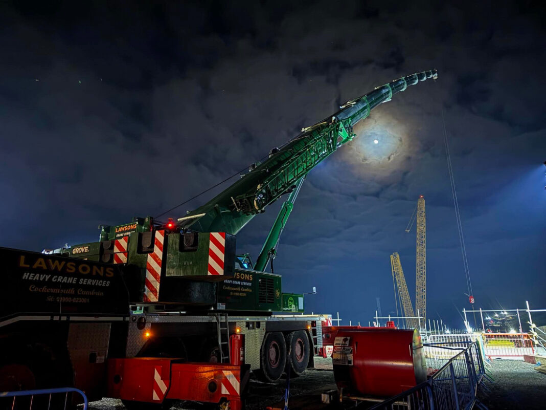 UK Crane Rental Company Switches to Grove - Machinery Asia, your ...