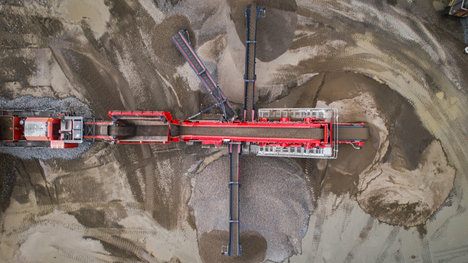 Terex Finlay Unveils the Next Generation 693 and 694 Inclined Screeners ...